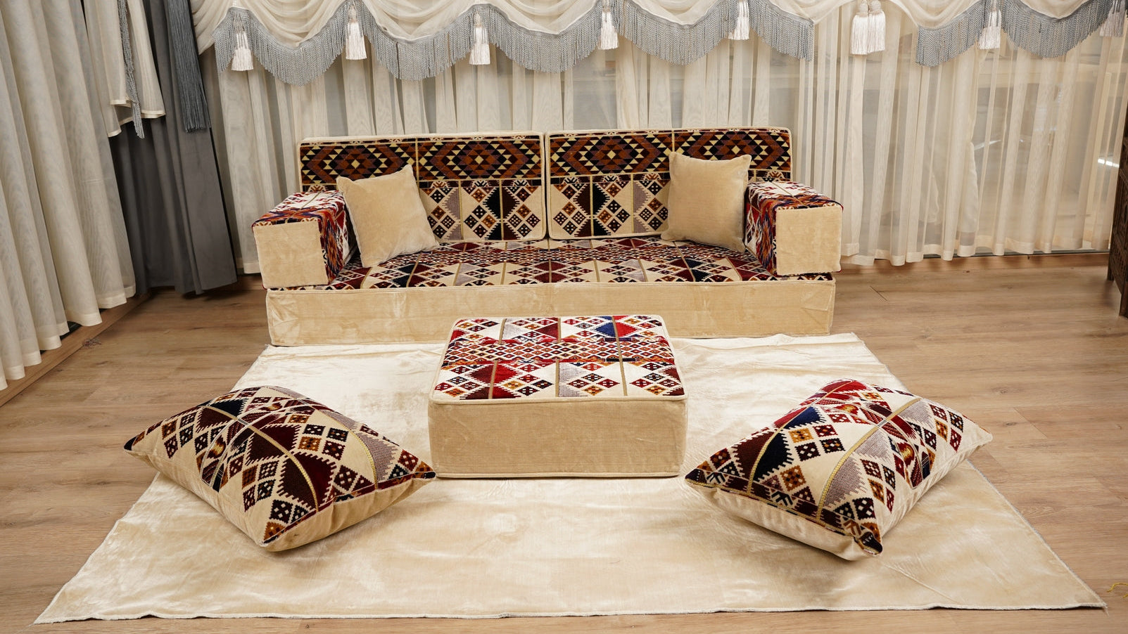 Authentic Diwan Sofa Sets, Boho Style Living Room Sofa, Arabic Majlis